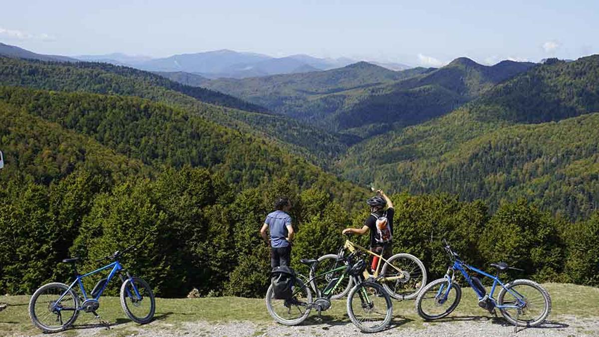 Aventuras en bici en Navarra: Descubre paisajes increíbles